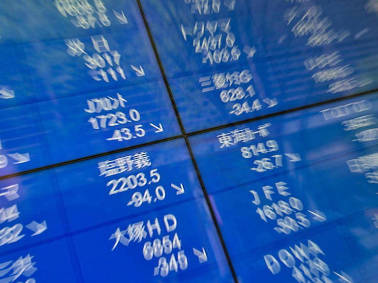 La grande fuga dalla Borsa di Londra. Nuove quotazioni ai minimi da 30 anni La grande fuga dalla Borsa di Londra. Nuove quotazioni ai minimi da 30 anni