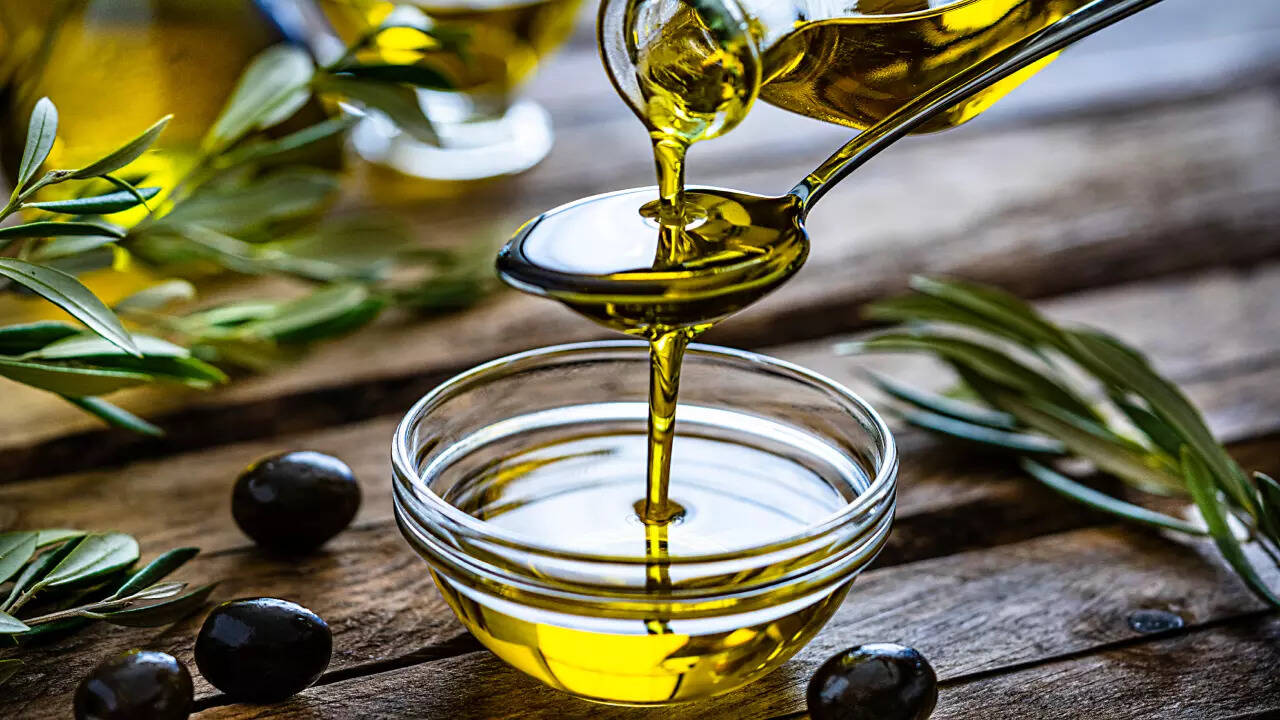 5 proven health benefits of adding olive oil to the diet