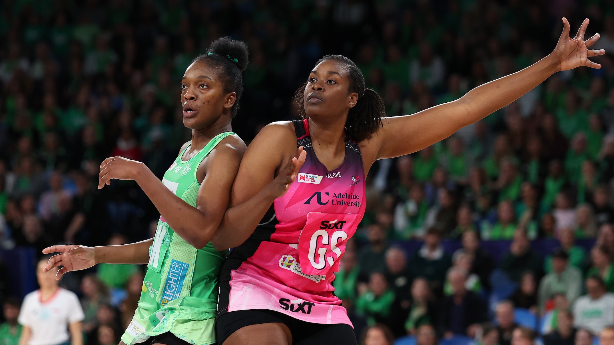Super Netball Round-Up: Defenders cop ball to the face in dangerous ...