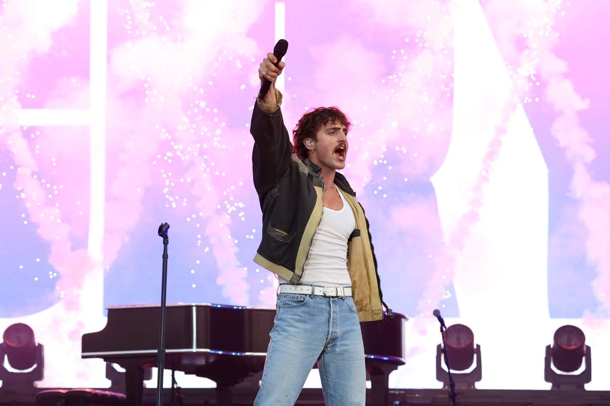 Benson Boone Has a Sweet New Collab—But There’s a Catch