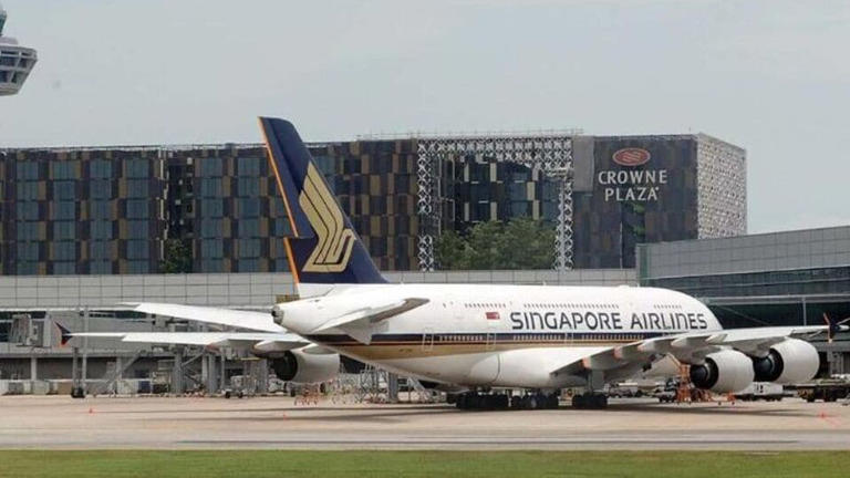 Airlines halt Gulf flights as US enters Israel-Iran war; Dubai, Doha ...