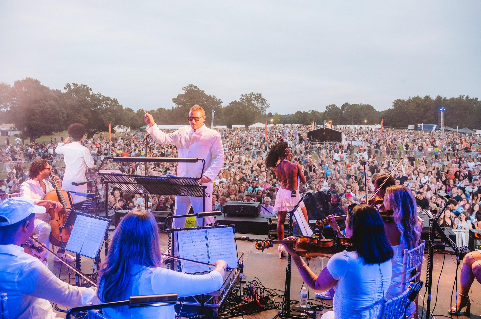 Classic Ibiza reveals its largest ever set for Hatfield House show