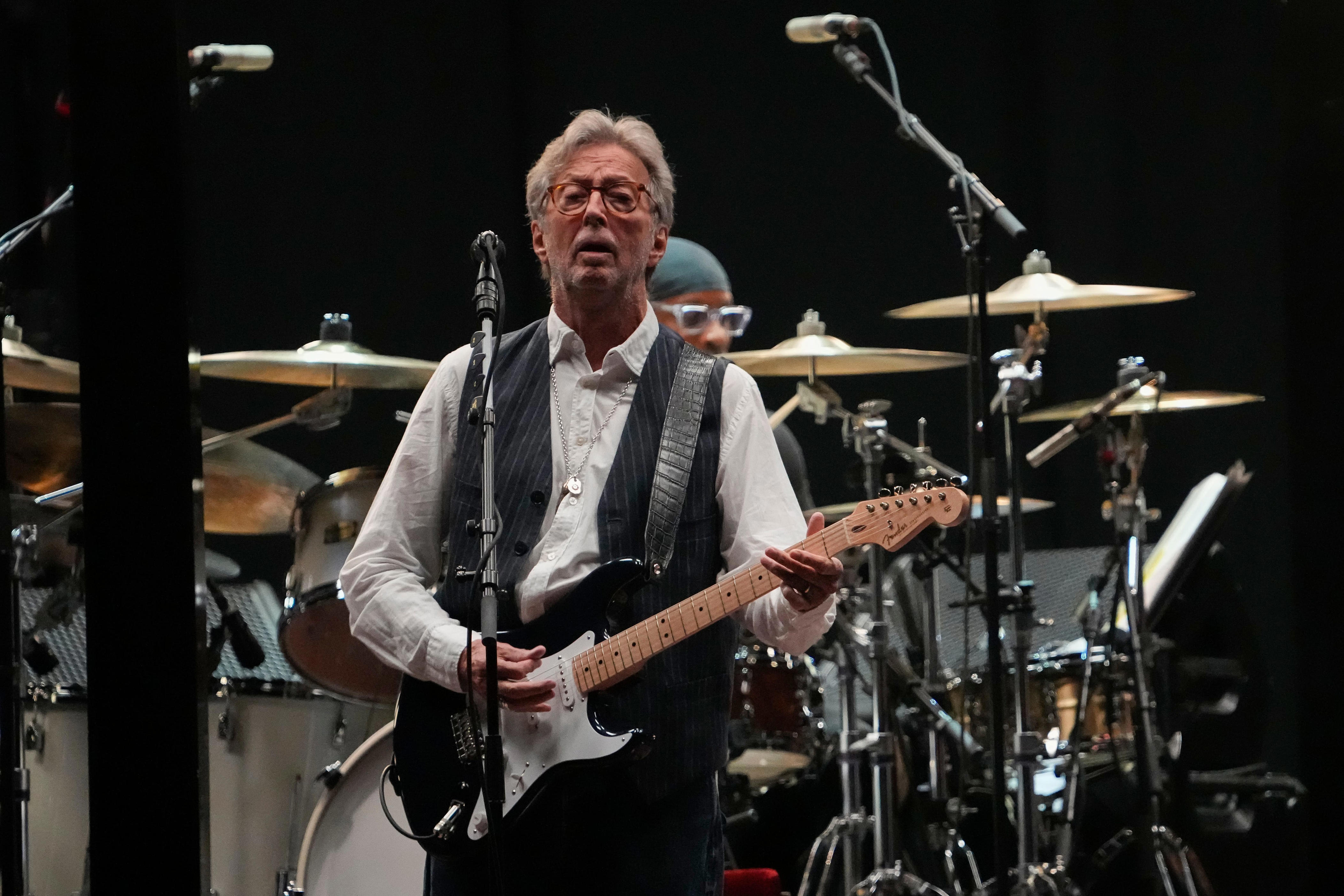 Eric Clapton to play special Columbus concert before launching tour
