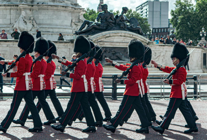 10 secrets the Queen's Guard never speaks aloud