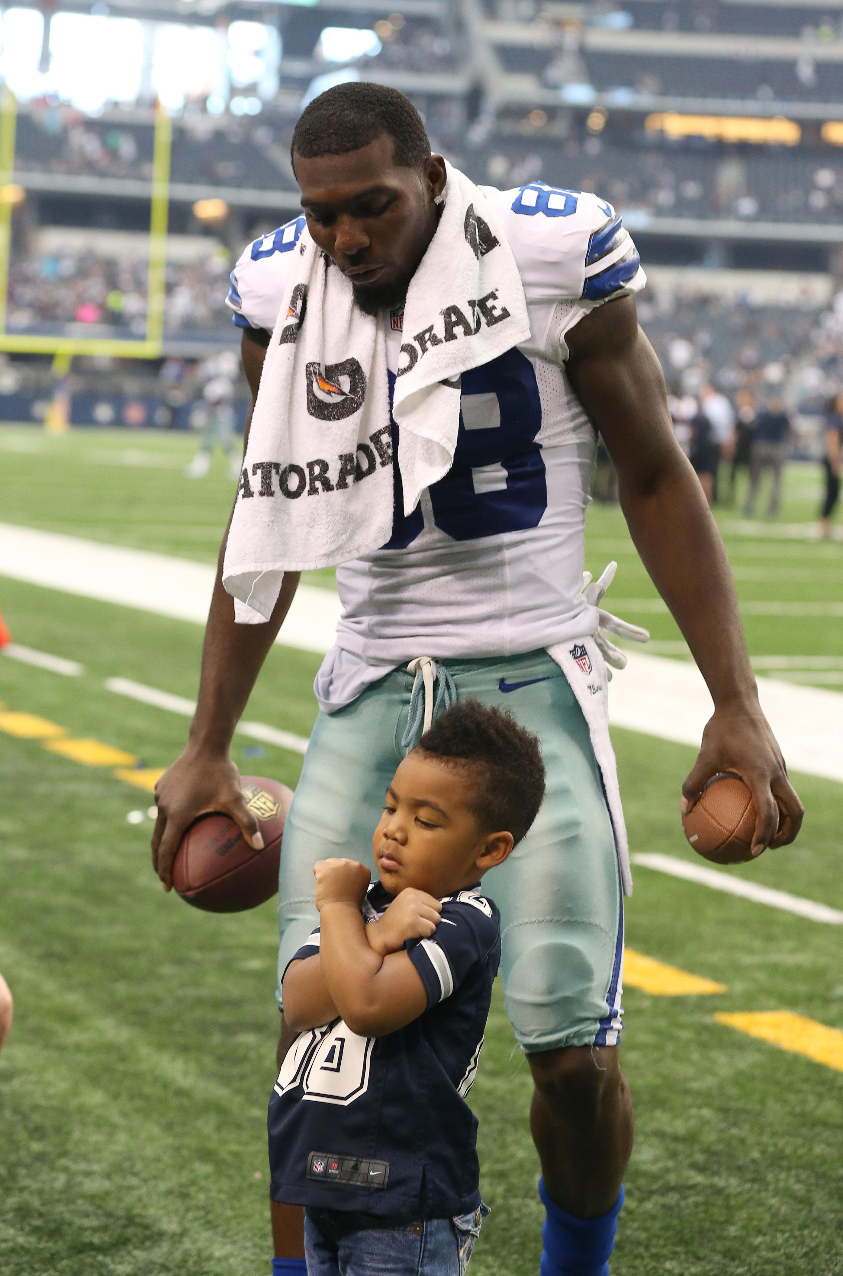 Oklahoma State football offers scholarship to Dez Bryant Jr., son of ...