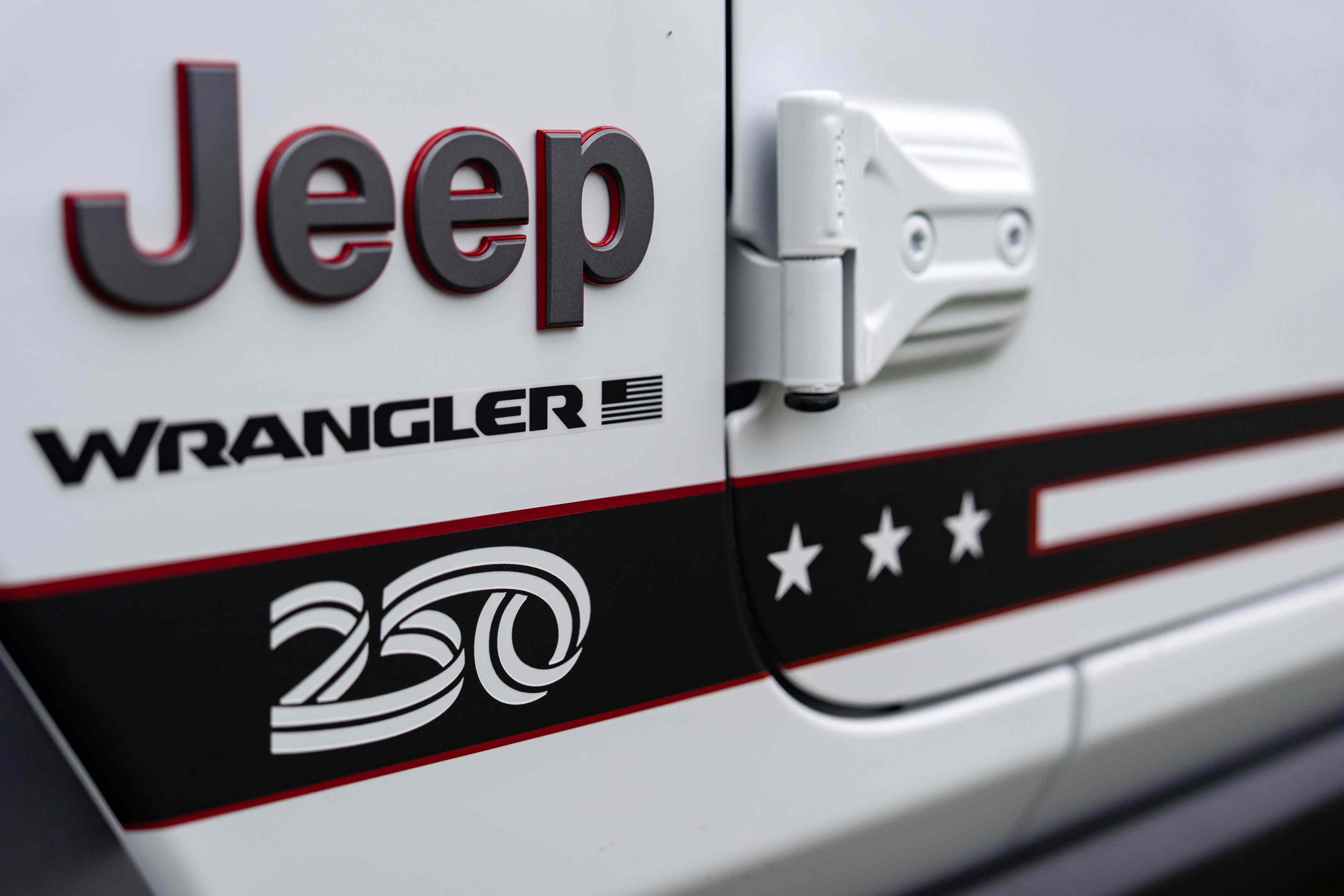 New Stellantis CEO Shakes Up Executive Team in First Day on the Job