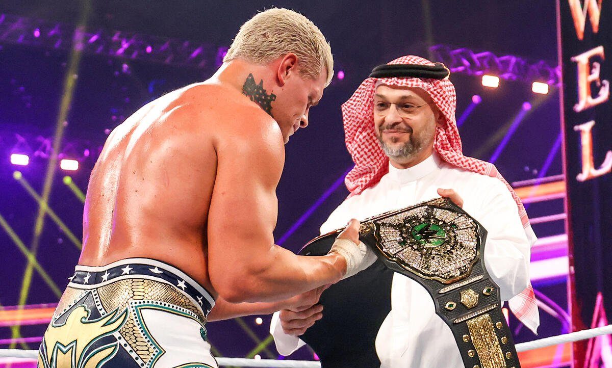 WWE SmackDown gets early UK start time tonight