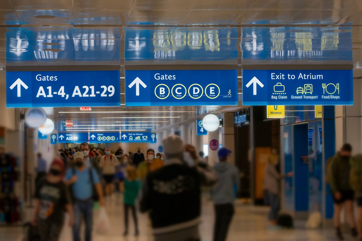 Worldwide caution alert issued for US travelers amid Iran conflict ...