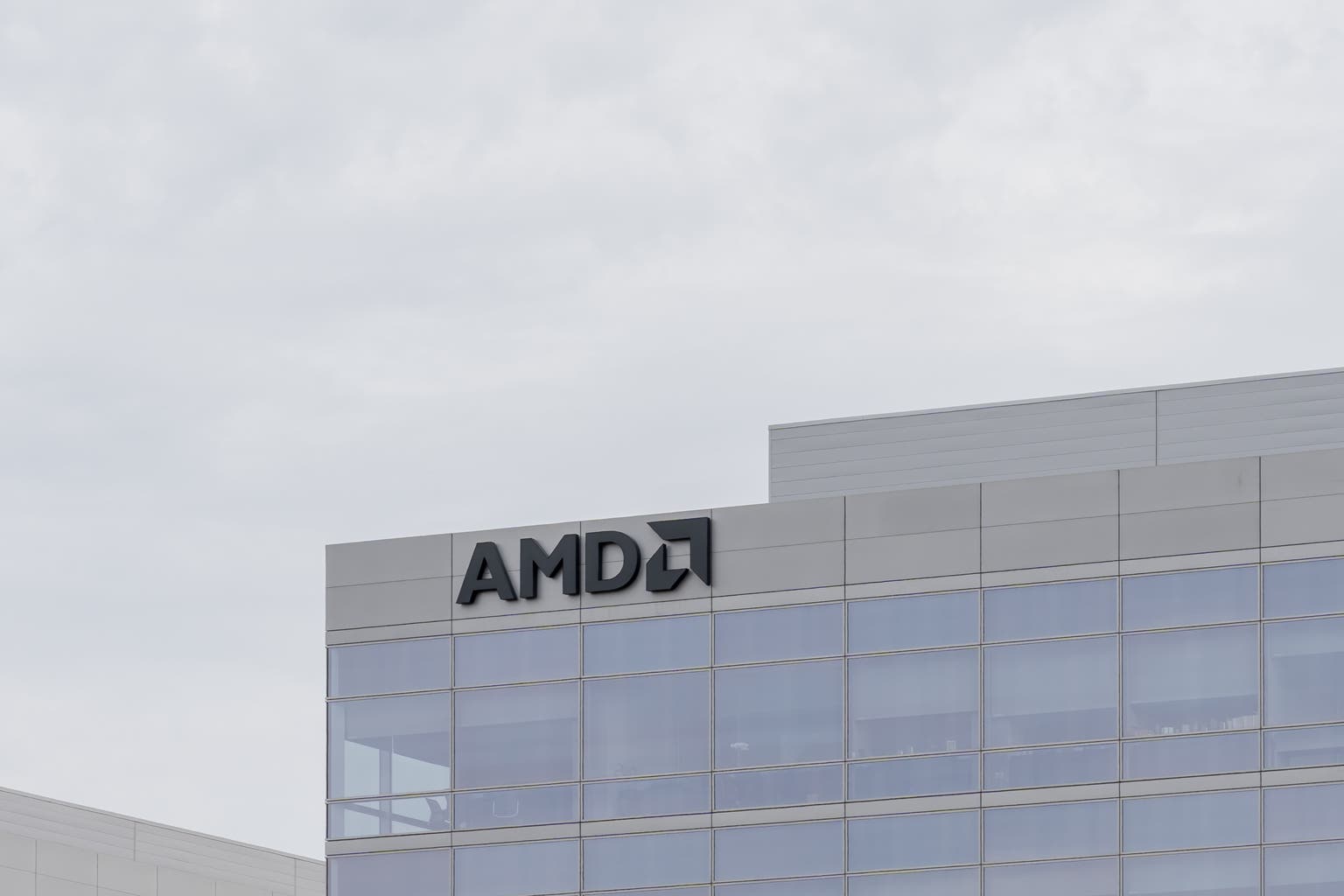 AMD CEO says AI market is 'faster than anything we've seen before ...