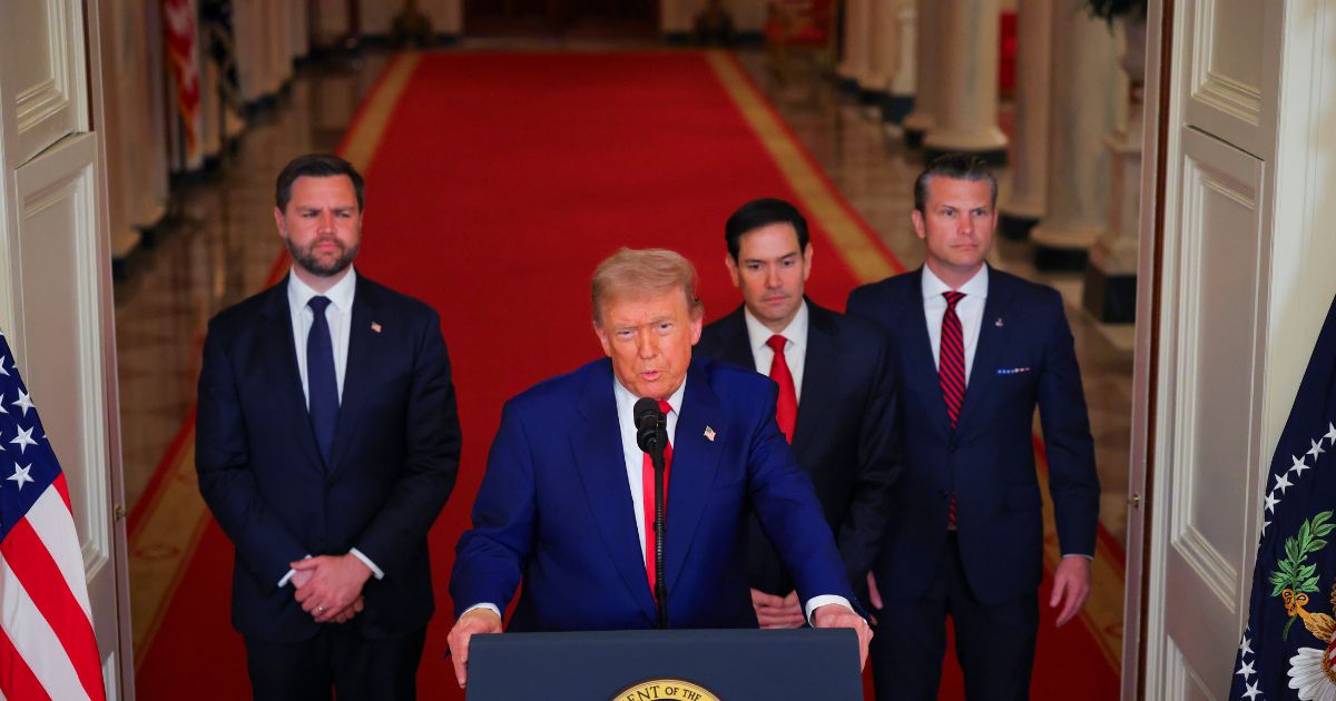 Trump Drops 'Regime Change' Ultimatum on Iran in Truth Social Post