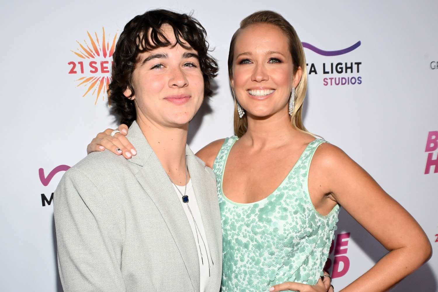 Who Is Anna Camp's Girlfriend Jade Whipkey? All About the “Pitch ...