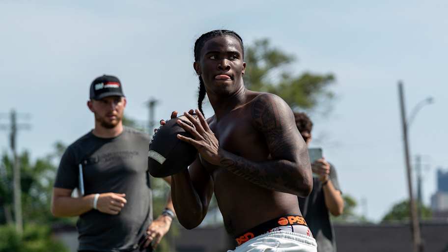 Bryce Underwood’s pitch to 5-Star WR Calvin Russell: Did Michigan make ...