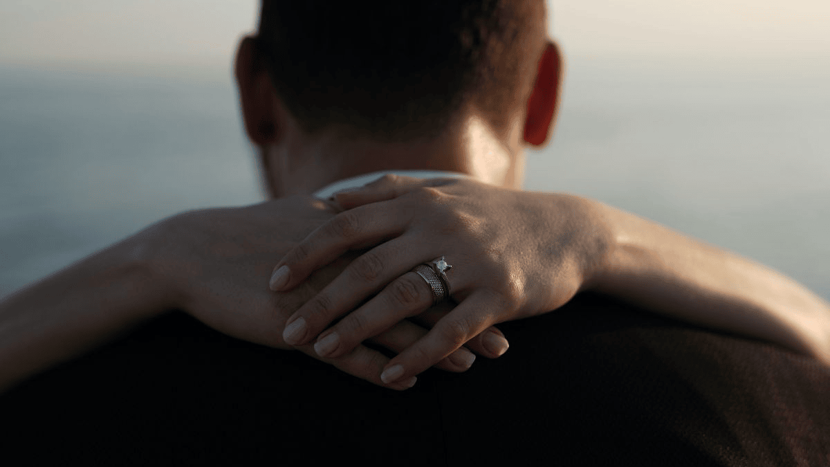 Any of these 8 phrases is a warning sign in relationships