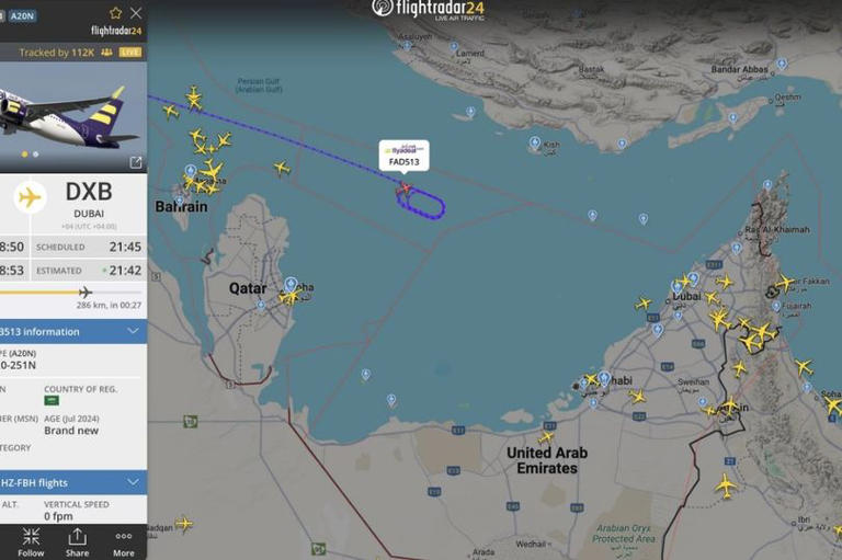 Chilling flight map shows final plane in Qatar airspace u-turn after ...