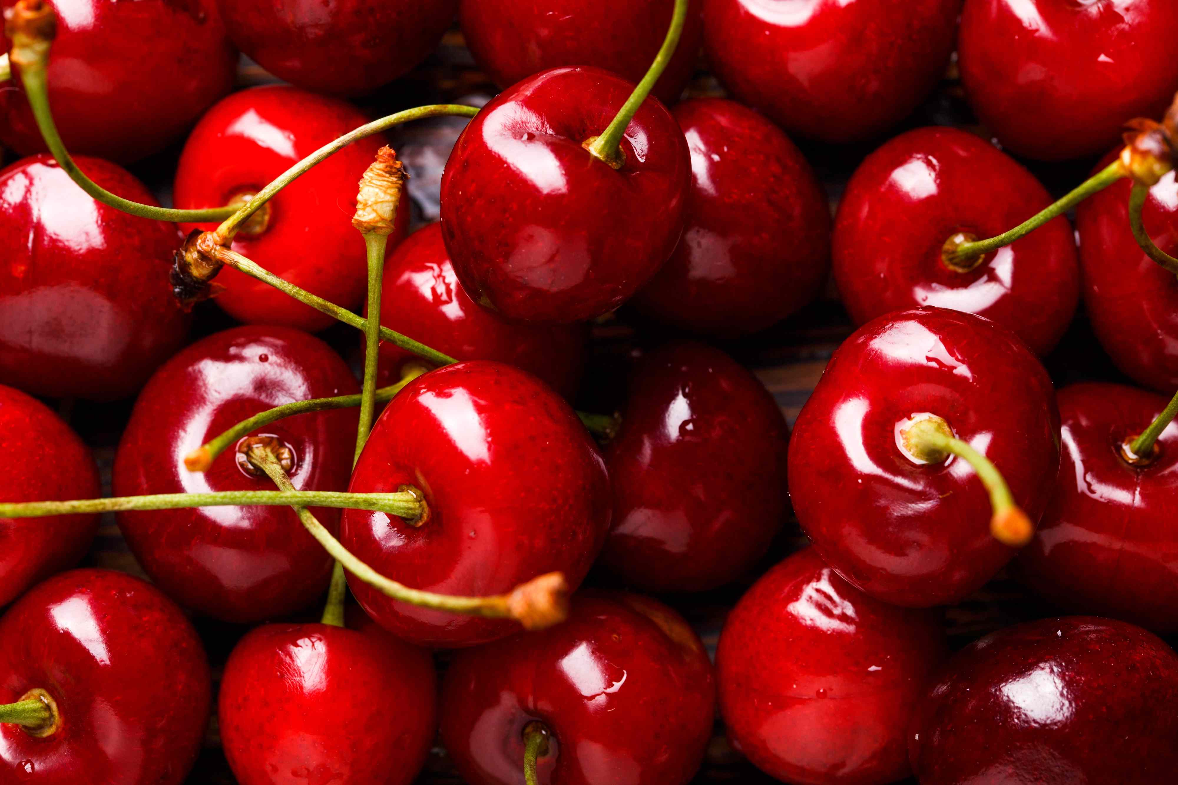 10 reasons you should be eating cherries