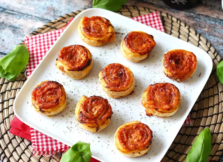 Puff pastry rolls in air fryer: quick and easy recipe