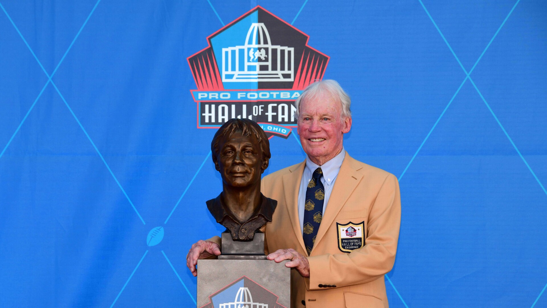 Washington names draft room after Hall of Fame G.M. Bobby Beathard