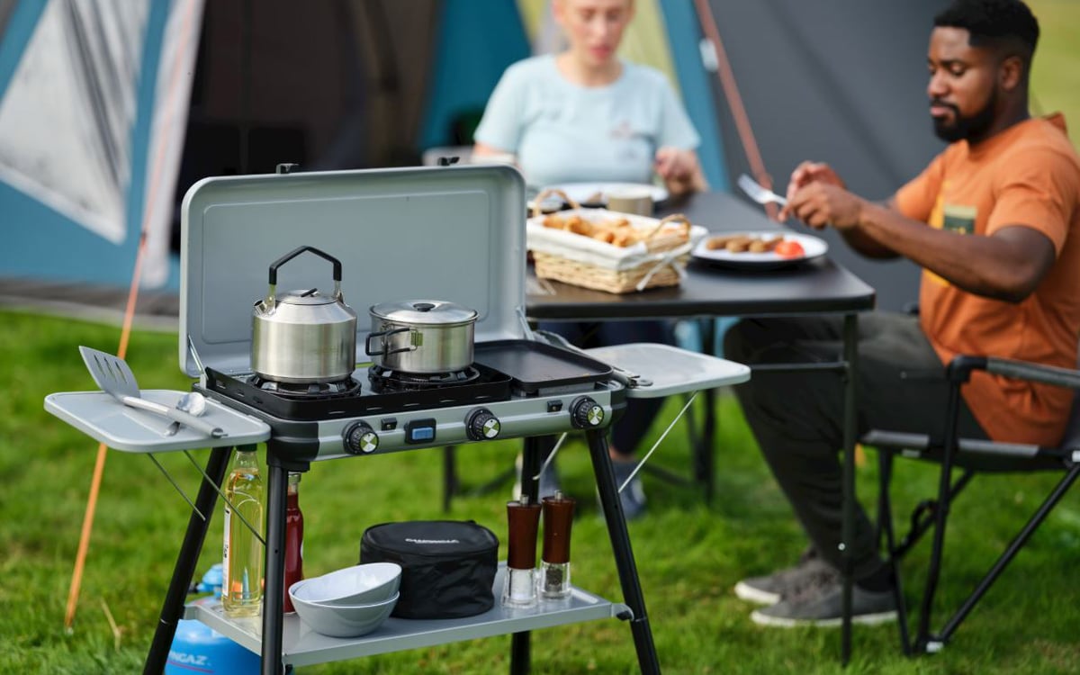 Cook out! The best collapsible camping kitchens to feed your outdoor ...