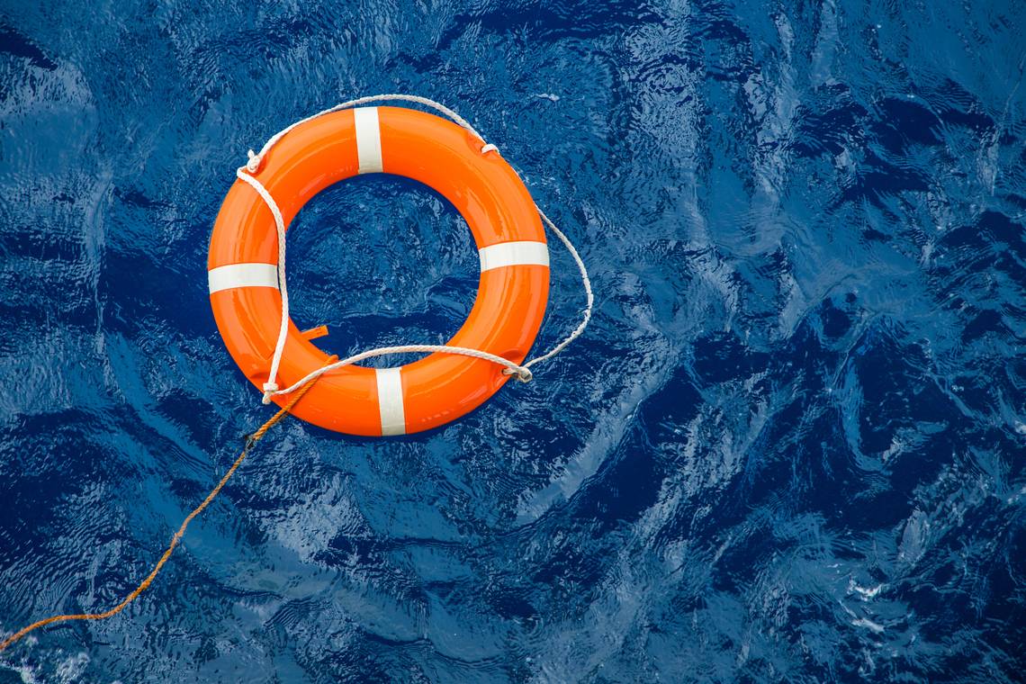 Woman goes for late-night swim and finds 5-year-old dead in pool, Texas ...