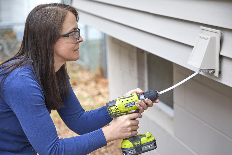 How to Clean a Dryer Vent
