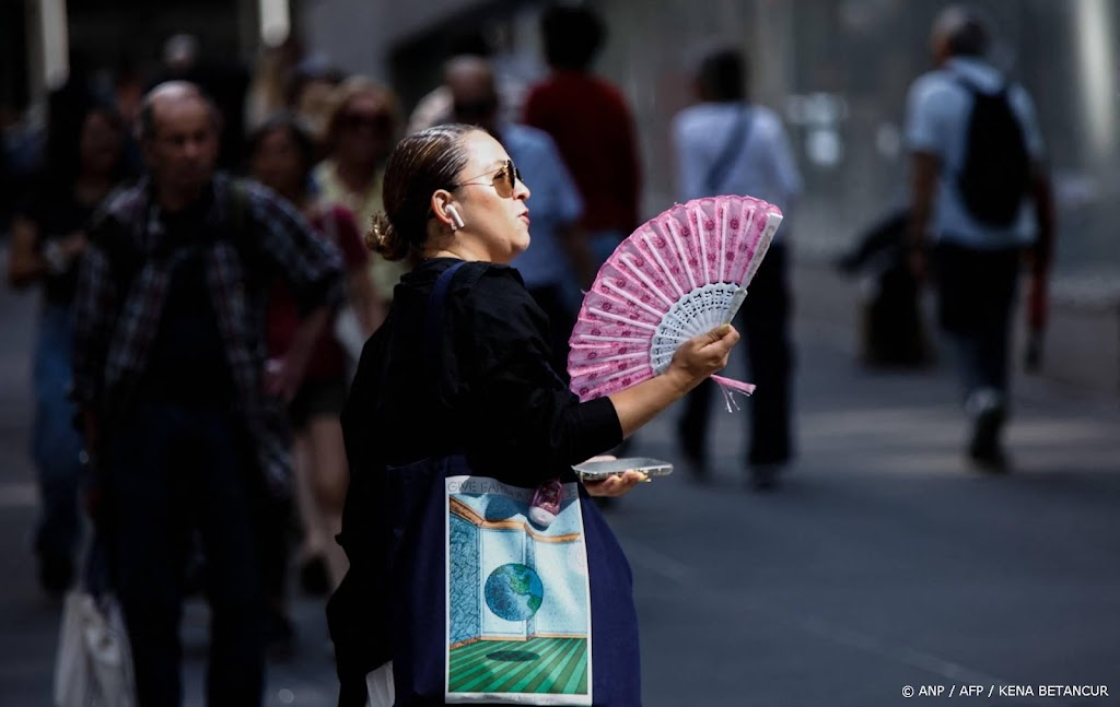 Extreem heet in New York, hittegolf op komst
