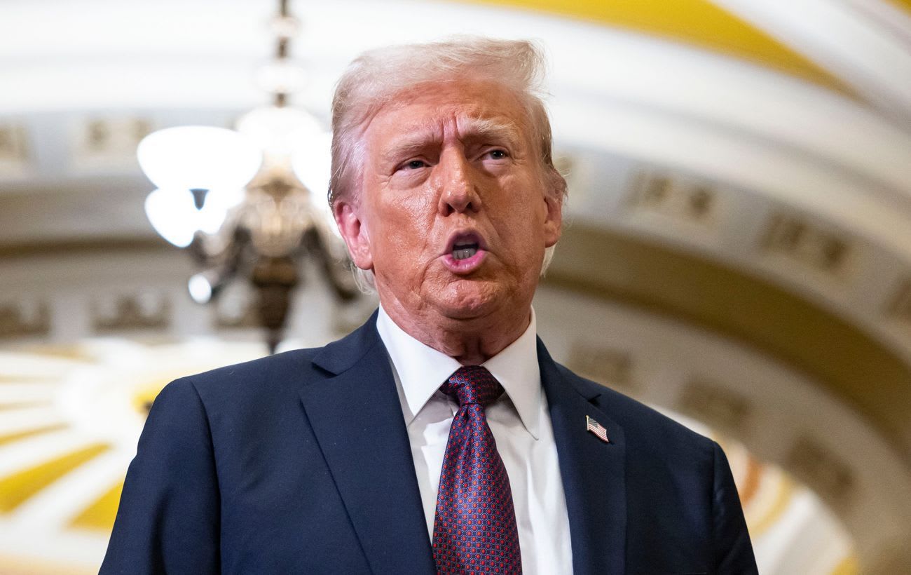 Trump slams Medvedev for threatening to arm Iran with nuclear weapons