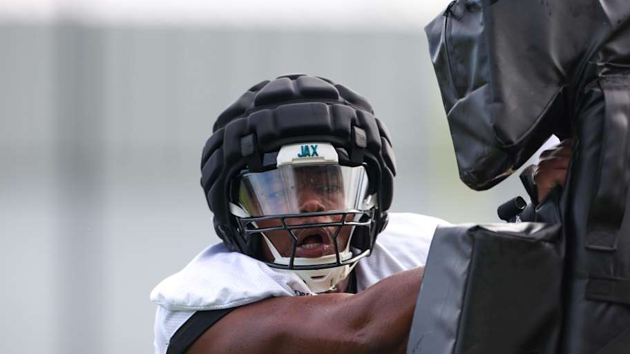 Jaguars 2025 Position Preview: Defensive End