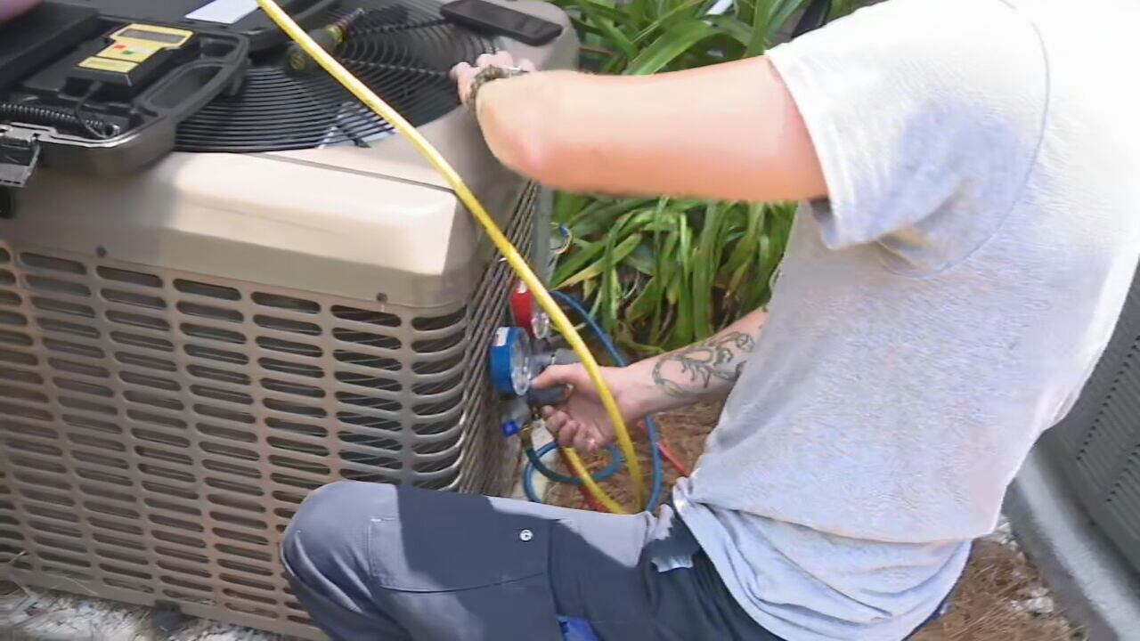 HVAC repair crews work overtime to help in heatwave