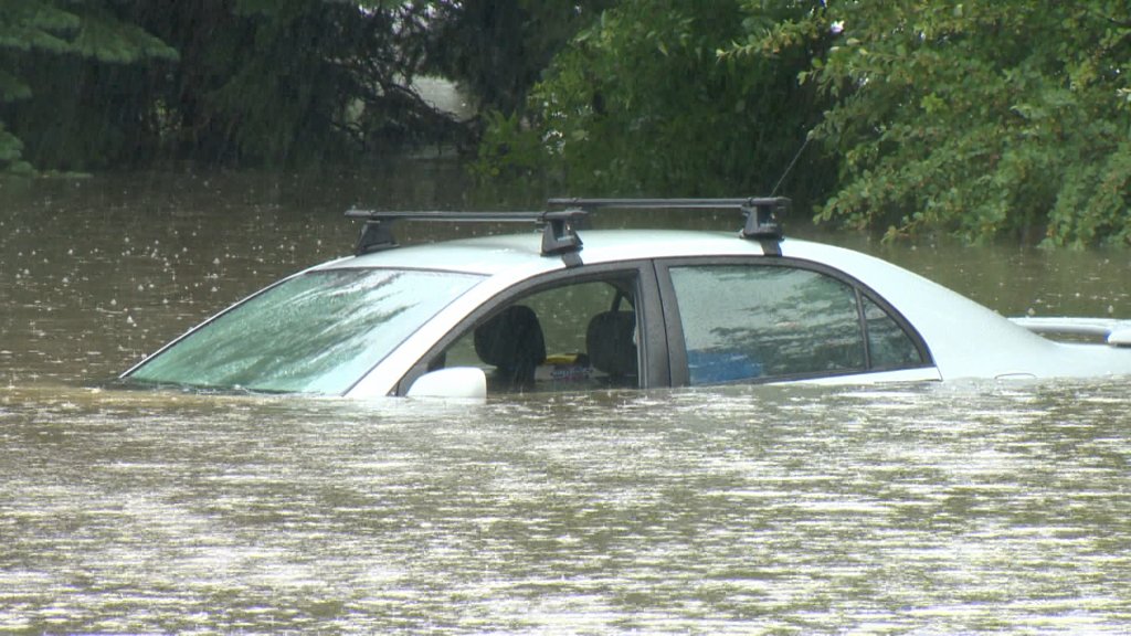Cleanup underway as southern Alberta dries out from huge weekend storm
