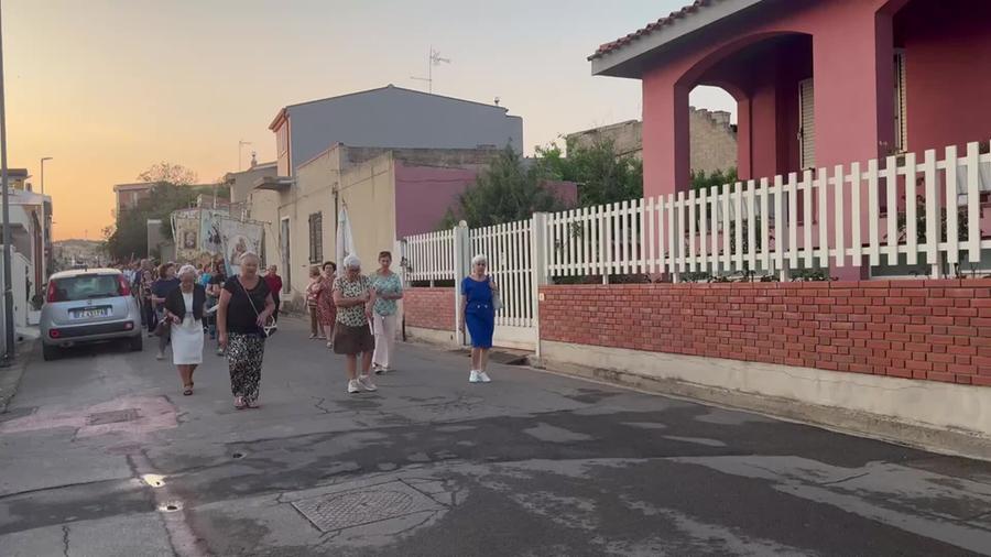 Sinnai, processione serale fra le vie del paese per il Corpus Domini