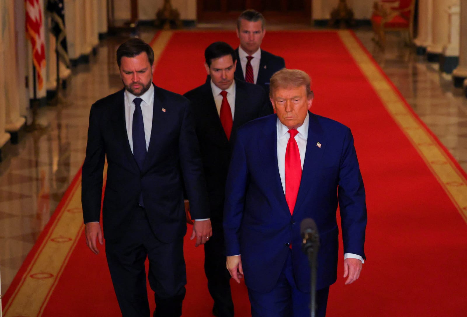'Enter the strongman': Analyst warns 'hawkish' Trump just became more ...