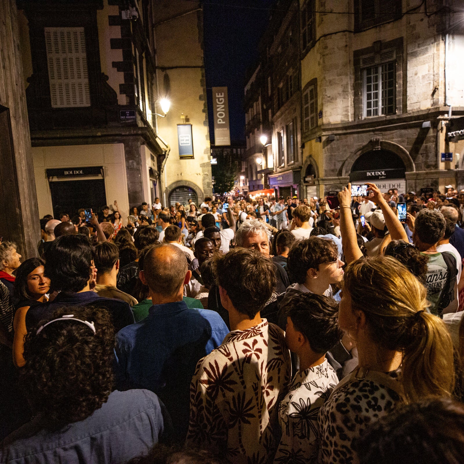 145 people report being pricked with syringes at French music festival