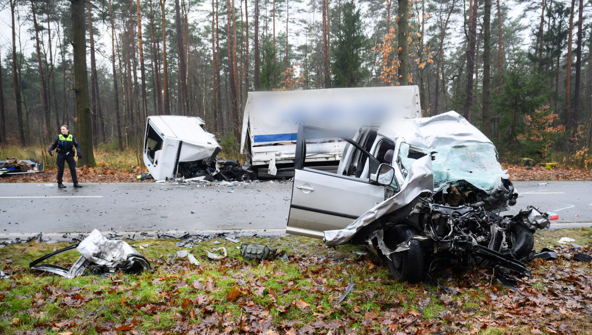 Police Officer Dead In 'Horrific' Car Accident Monday