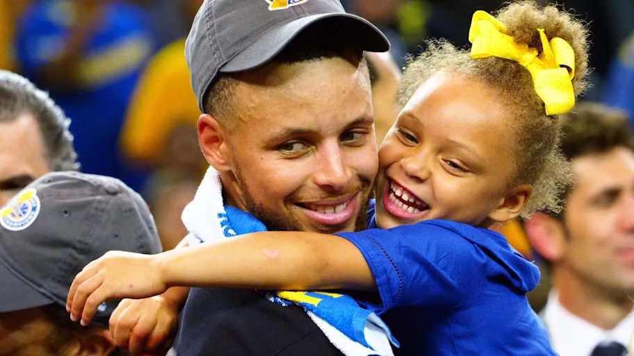 Steph Curry’s 12-year-old daughter Riley looks eerily similar to dad ...