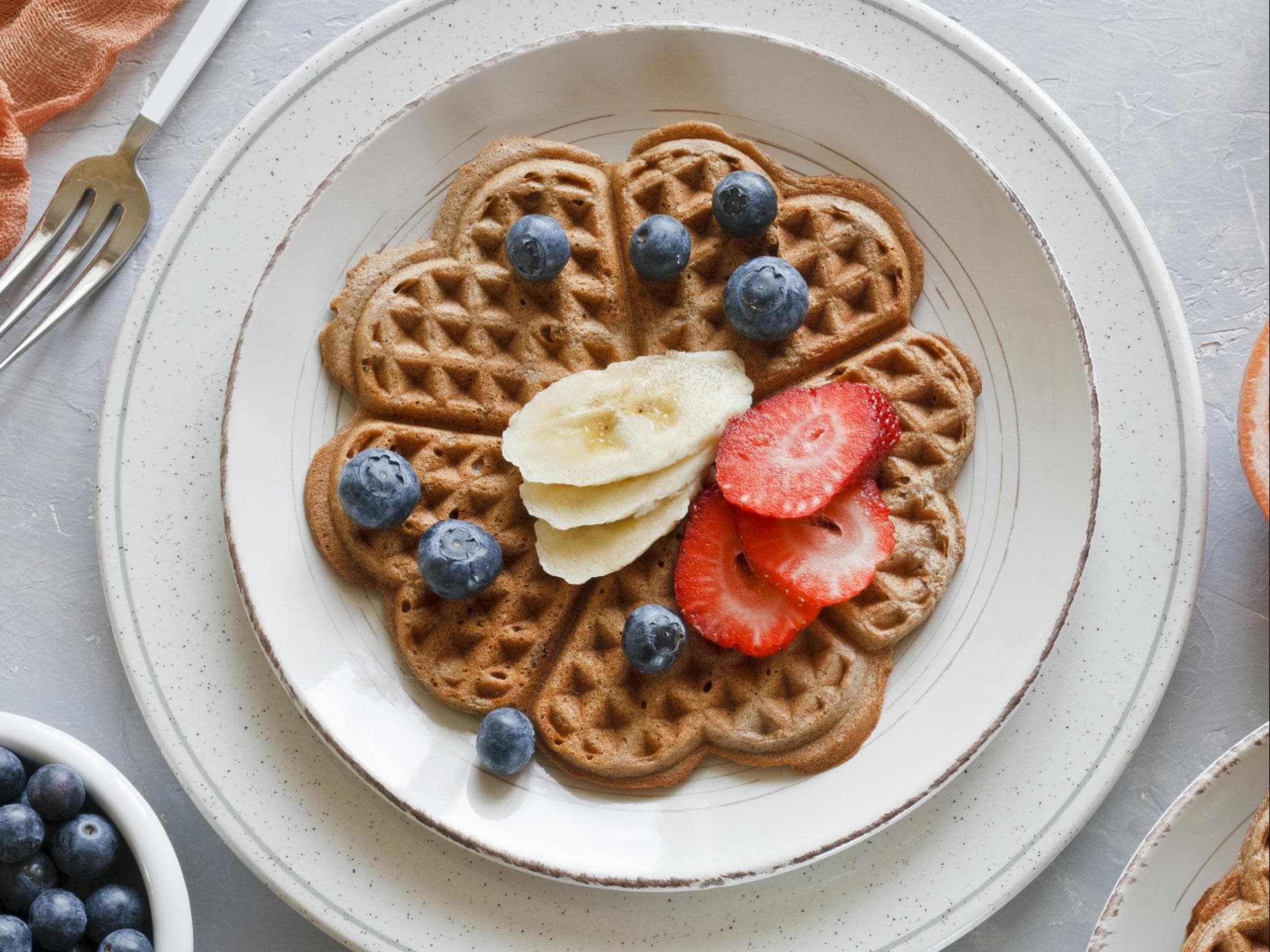 Waffeln ohne Zucker: Unser einfaches Rezept versüßt uns trotzdem den Tag!