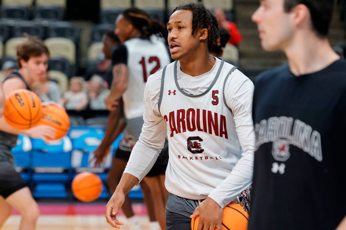 Meechie Johnson back with South Carolina but isn't practicing. Here's why