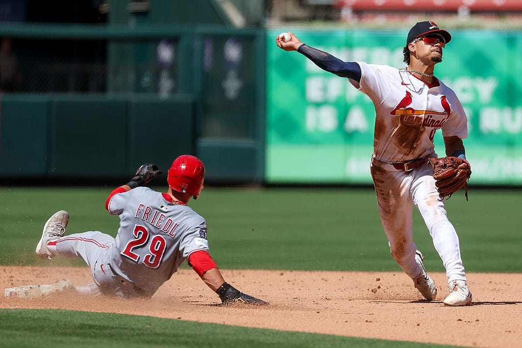 Abbott throws 7 strong innings, lifts Reds to 4-1 win over the Cardinals
