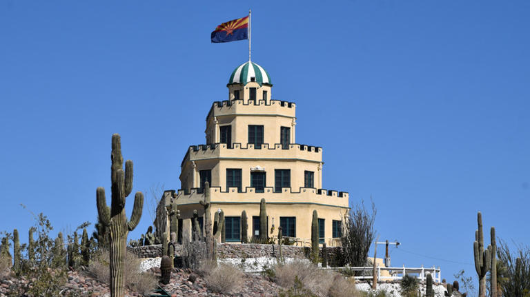 Arizona's 'Jewel In The Sonoran Desert' Is An Otherworldly Fantasy ...
