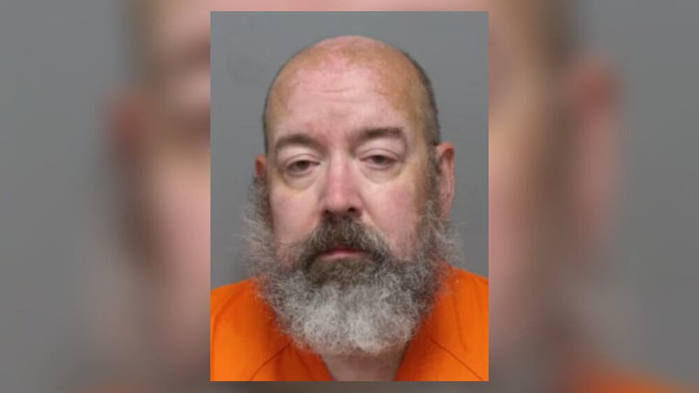 Ex-Ohio police detective, officer accused of sex crimes