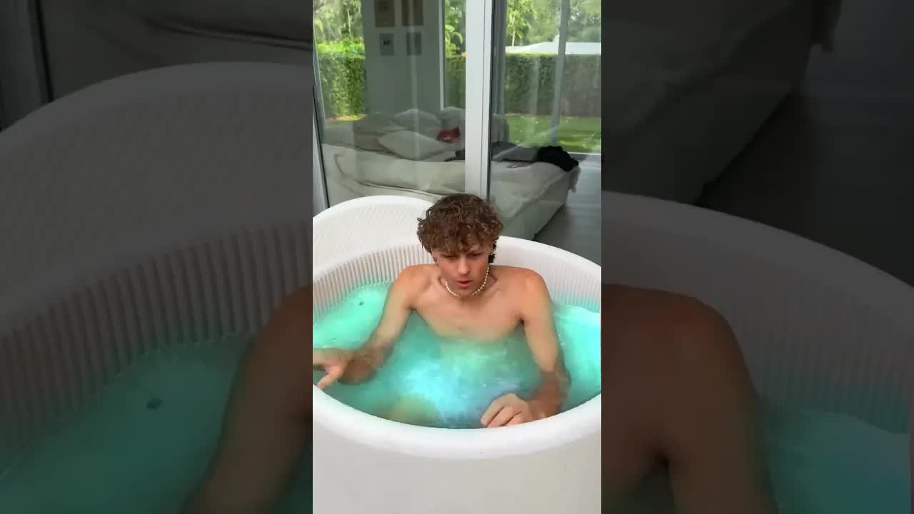 logan micke: sending money to new followers