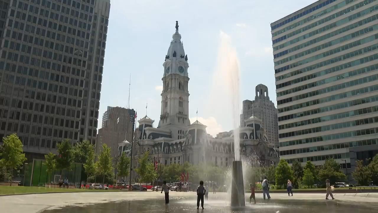 Philadelphia hit with early summer heat wave