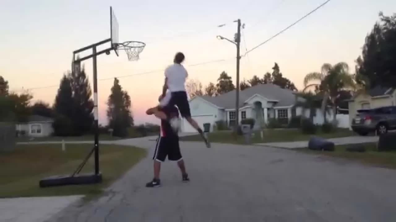 Amazing Basketball Skills: Alley-oop Dunks and Streetball