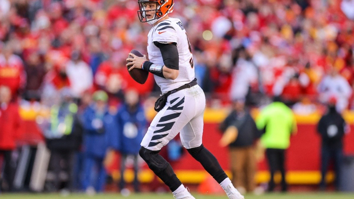 NFL: Netflix drops trailer for 2nd season of "Quarterback" featuring ...