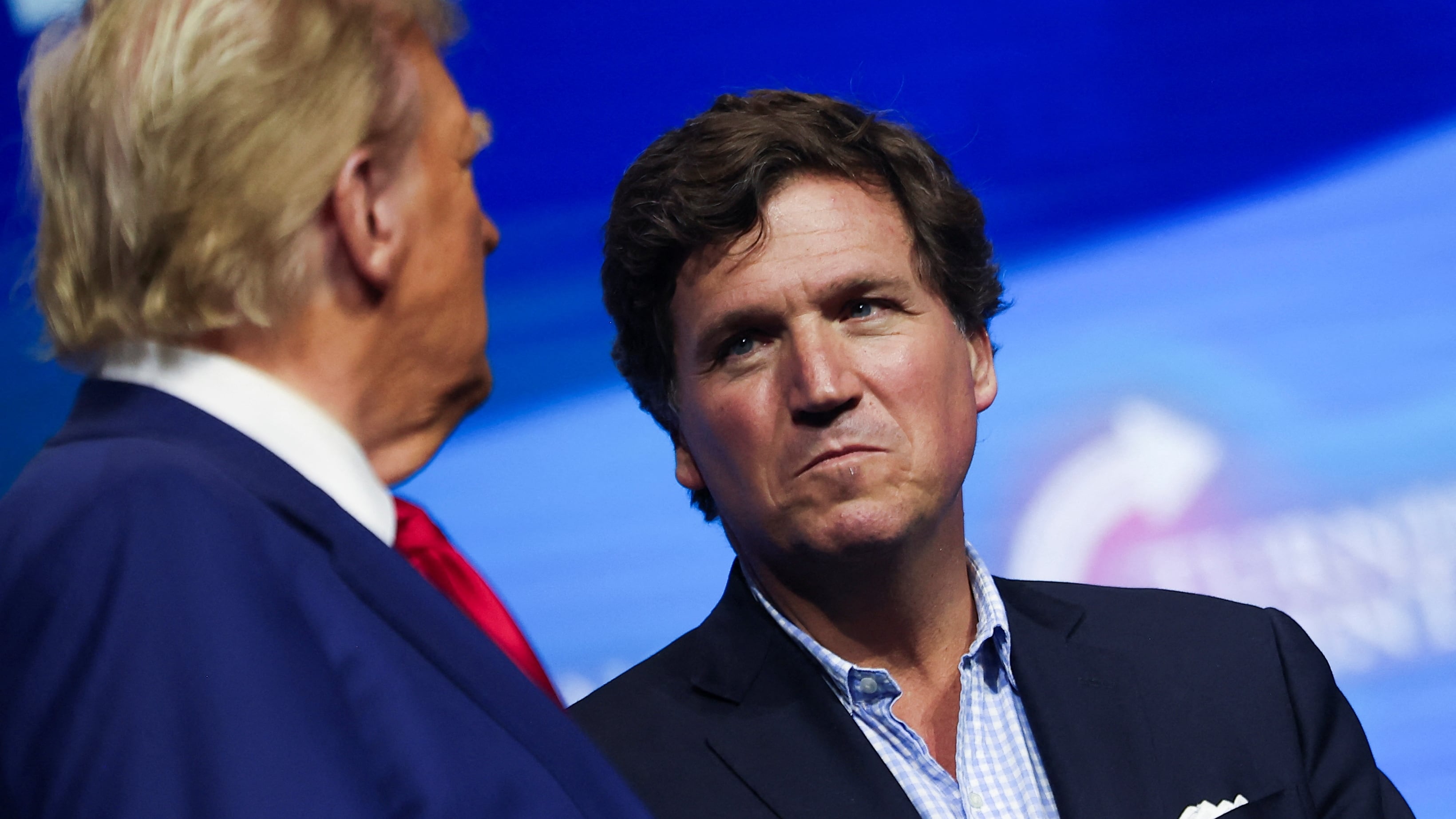 Tucker Carlson’s Two-Word Response After Trump’s ‘Ceasefire’ Deal