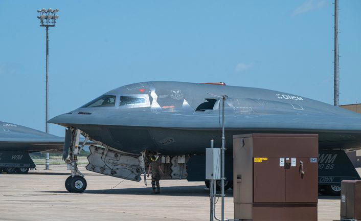 New images show B-2 Spirit bombers departing for Iran mission with ...