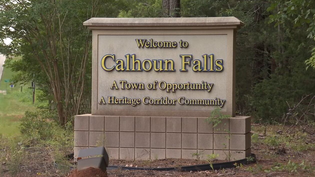 Calhoun Falls town hall to shut down as staff resigns