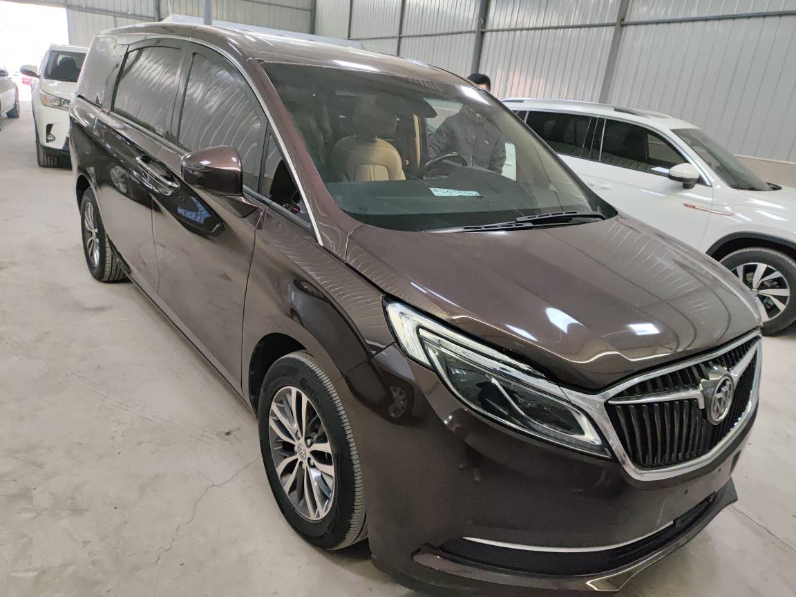 别克 别克GL8 2017款 ES 28T 豪华型 国V实拍图