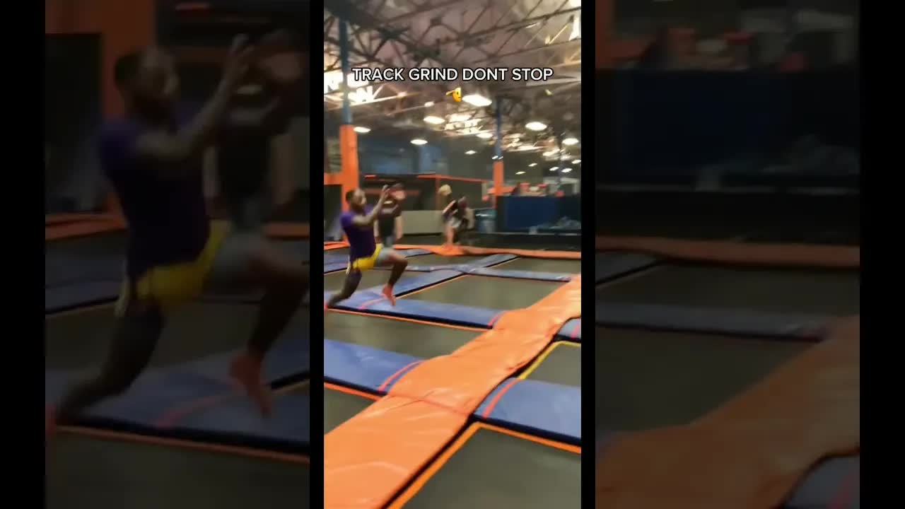 Amazing Trampoline Park Tricks & Jumps