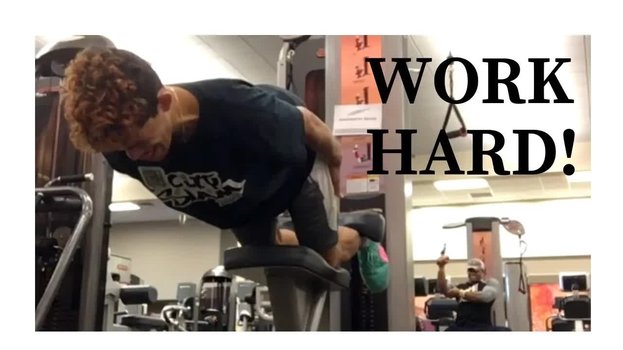LA Fitness Workout Routine: Leg Raises, Dead Mills & Jeff Curls for ...
