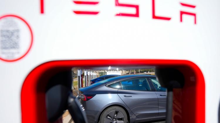 Charlotte City Council removes Tesla from list of approved EV vendors ...